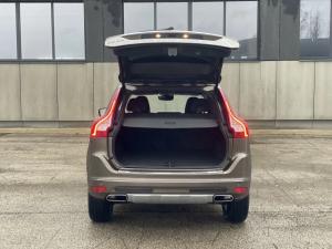 Brūns Volvo XC60 2016 Rīga, ar dzinēja tilpumu 2.00 L un nobraukumu 289 tūkst. km par 12990 €, foto 19 vietnē AUTOMOTO.COM.LV