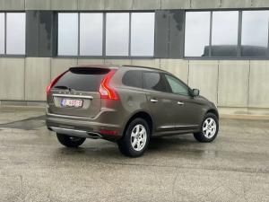 Brūns Volvo XC60 2016 Rīga, ar dzinēja tilpumu 2.00 L un nobraukumu 289 tūkst. km par 12990 €, foto 28 vietnē AUTOMOTO.COM.LV