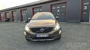 Brūns Volvo XC60 2016 Rīga, ar dzinēja tilpumu 2.00 L un nobraukumu 293 tūkst. km par 12000 €, foto 4 vietnē AUTOMOTO.COM.LV