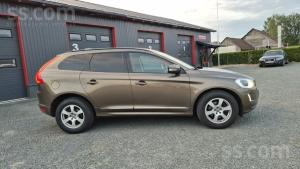 Brūns Volvo XC60 2016 Rīga, ar dzinēja tilpumu 2.00 L un nobraukumu 293 tūkst. km par 12000 €, foto 5 vietnē AUTOMOTO.COM.LV