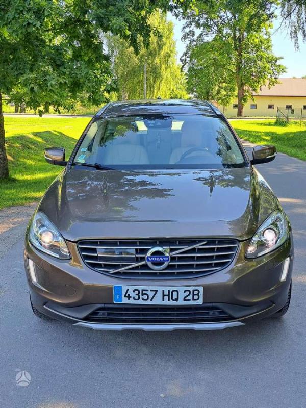 Brūns Volvo XC60 2016 Tauragė, ar dzinēja tilpumu 2.40 L un nobraukumu 250 tūkst. km par 13800 €, foto 4 vietnē AUTOMOTO.COM.LV