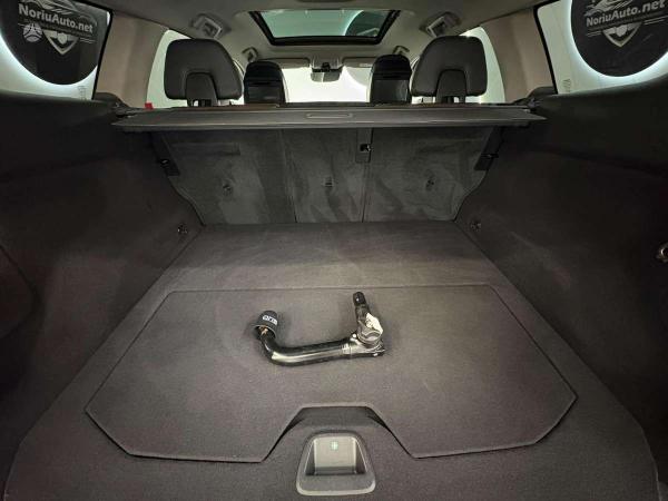 Brūns Volvo XC60 2016 Marijampole, ar dzinēja tilpumu 2.40 L un nobraukumu 193 tūkst. km par 17500 €, foto 5 vietnē AUTOMOTO.COM.LV