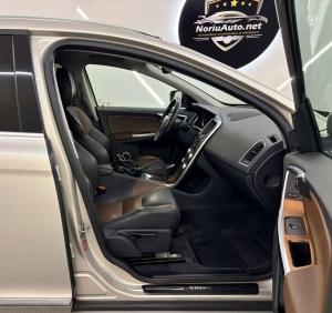 Brūns Volvo XC60 2016 Marijampole, ar dzinēja tilpumu 2.40 L un nobraukumu 193 tūkst. km par 17500 €, foto 18 vietnē AUTOMOTO.COM.LV