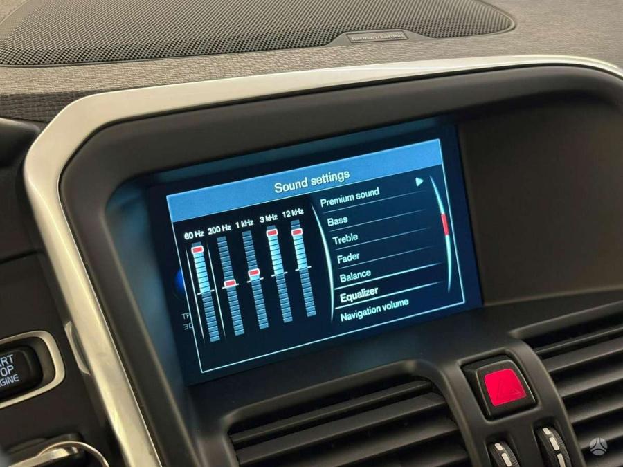 Brūns Volvo XC60 2016 Marijampole, ar dzinēja tilpumu 2.40 L un nobraukumu 193 tūkst. km par 17500 €, foto 26 vietnē AUTOMOTO.COM.LV
