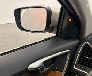 Brūns Volvo XC60 2016 Marijampole, ar dzinēja tilpumu 2.40 L un nobraukumu 193 tūkst. km par 17500 €, foto 30 vietnē AUTOMOTO.COM.LV
