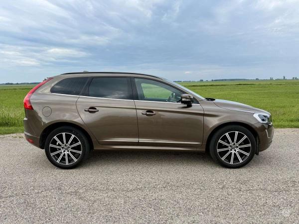 Brūns Volvo XC60 2016 Marijampole, ar dzinēja tilpumu 2.40 L un nobraukumu 243 tūkst. km par 15500 €, foto 5 vietnē AUTOMOTO.COM.LV