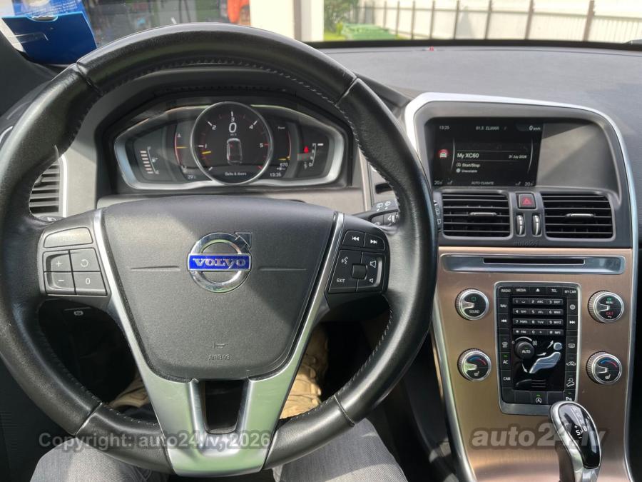 Brūns Volvo XC60 2016 Tallina, ar dzinēja tilpumu 2.40 L un nobraukumu 226 tūkst. km par 14500 €, foto 7 vietnē AUTOMOTO.COM.LV