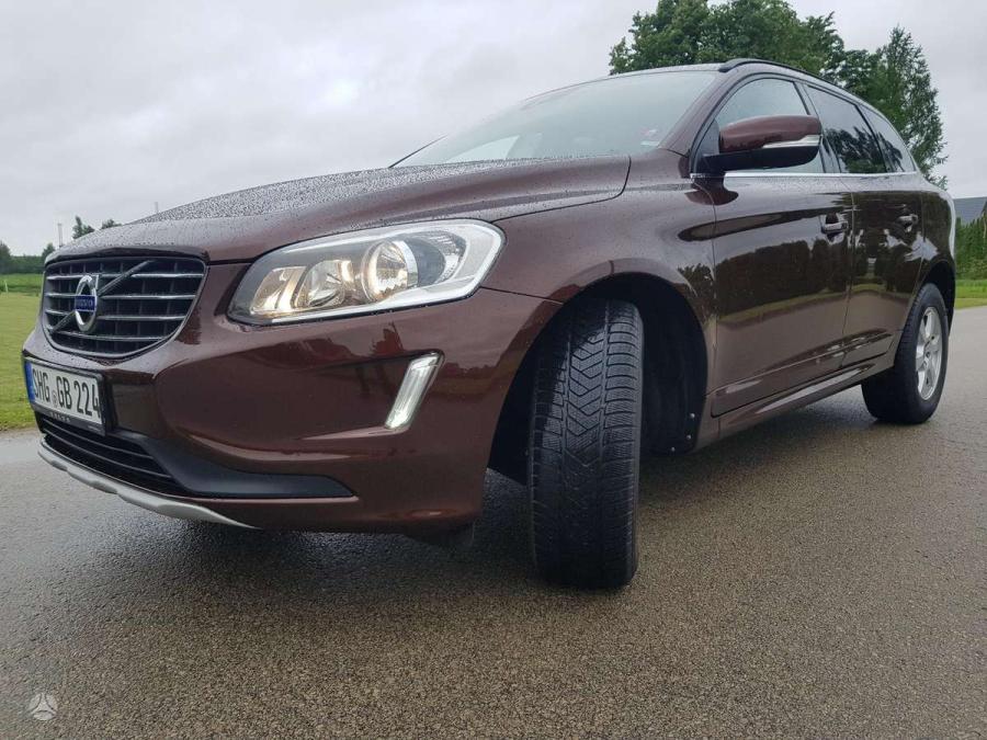 Brūns Volvo XC60 2016 Pakruojis, ar dzinēja tilpumu 2.40 L un nobraukumu 284 tūkst. km par 14199 €, foto 1 vietnē AUTOMOTO.COM.LV