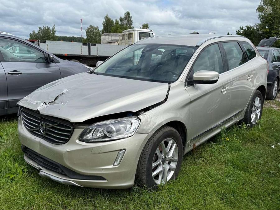Brūns Volvo XC60 2016 Utena, ar dzinēja tilpumu 1.97 L un nobraukumu 130 tūkst. km par 6950 €, foto 4 vietnē AUTOMOTO.COM.LV