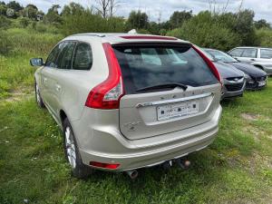 Brūns Volvo XC60 2016 Utena, ar dzinēja tilpumu 1.97 L un nobraukumu 130 tūkst. km par 6950 €, foto 6 vietnē AUTOMOTO.COM.LV