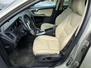 Brūns Volvo XC60 2016 Utena, ar dzinēja tilpumu 1.97 L un nobraukumu 130 tūkst. km par 6950 €, foto 11 vietnē AUTOMOTO.COM.LV