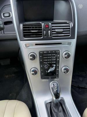 Brūns Volvo XC60 2016 Utena, ar dzinēja tilpumu 1.97 L un nobraukumu 130 tūkst. km par 6950 €, foto 13 vietnē AUTOMOTO.COM.LV