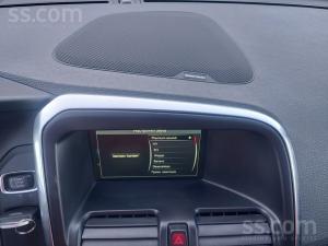 Brown Volvo XC60 2016 in Riga, with an engine capacity of 2.40 L and mileage of 193 thousand km for 15990 €, photo 24 on AUTOMOTO.COM.LV