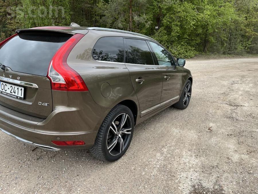 Brūns Volvo XC60 2017 Daugavpils, ar dzinēja tilpumu 2.40 L un nobraukumu 119 tūkst. km par 22700 €, foto 4 vietnē AUTOMOTO.COM.LV