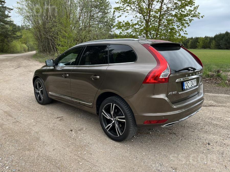 Brūns Volvo XC60 2017 Daugavpils, ar dzinēja tilpumu 2.40 L un nobraukumu 119 tūkst. km par 22700 €, foto 5 vietnē AUTOMOTO.COM.LV