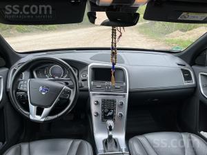 Brūns Volvo XC60 2017 Daugavpils, ar dzinēja tilpumu 2.40 L un nobraukumu 119 tūkst. km par 22700 €, foto 6 vietnē AUTOMOTO.COM.LV