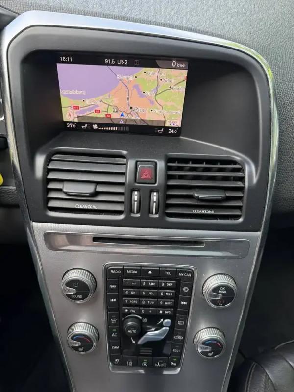 Brūns Volvo XC60 2017 Rīga, ar dzinēja tilpumu 2.00 L un nobraukumu 381 tūkst. km par 10700 €, foto 5 vietnē AUTOMOTO.COM.LV