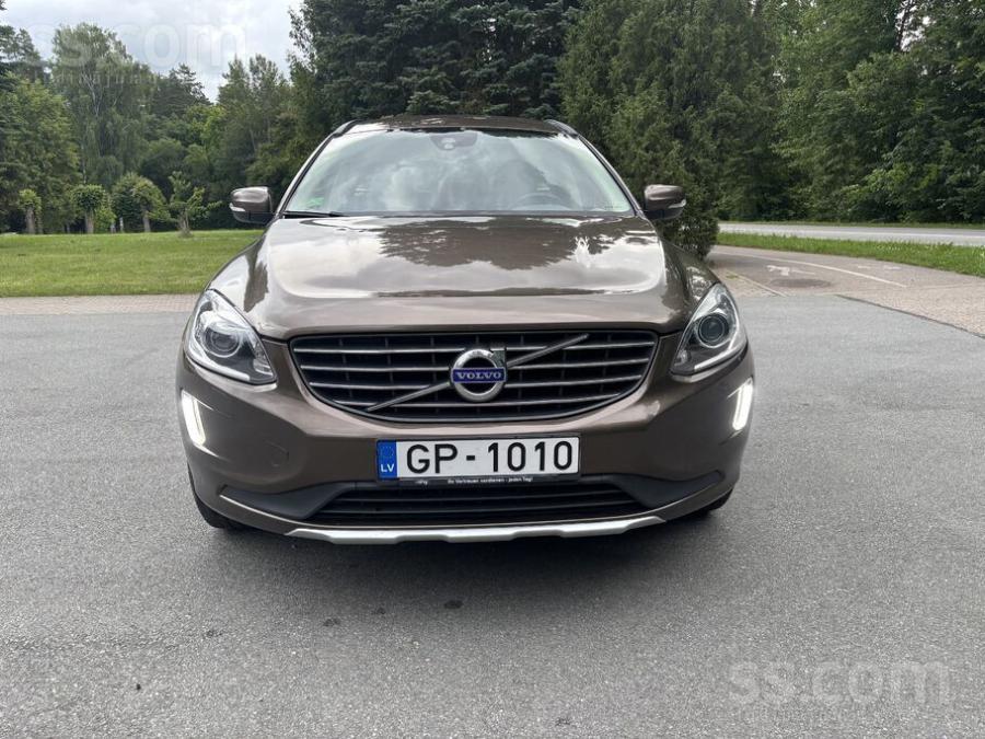Brūns Volvo XC60 2017 Ogre, ar dzinēja tilpumu 2.00 L un nobraukumu 251 tūkst. km par 13200 €, foto 4 vietnē AUTOMOTO.COM.LV