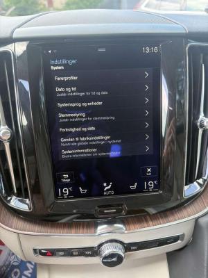 Brūns Volvo XC60 2017 Panevēža, ar dzinēja tilpumu 1.97 L un nobraukumu 274 tūkst. km par 17999 €, foto 23 vietnē AUTOMOTO.COM.LV