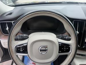 Brūns Volvo XC60 2017 Panevēža, ar dzinēja tilpumu 2.00 L un nobraukumu 274 tūkst. km par 17999 €, foto 28 vietnē AUTOMOTO.COM.LV