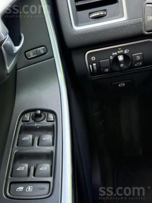 Brown Volvo XC60 2017 in Riga, with an engine capacity of 2.00 L and mileage of 0 thousand km for 9900 €, photo 17 on AUTOMOTO.COM.LV