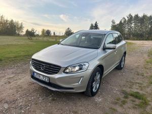 Brown Volvo XC60 2017 in Vilnius, with an engine capacity of 1.97 L and mileage of 81 thousand km for 19499 €, photo 1 on AUTOMOTO.COM.LV