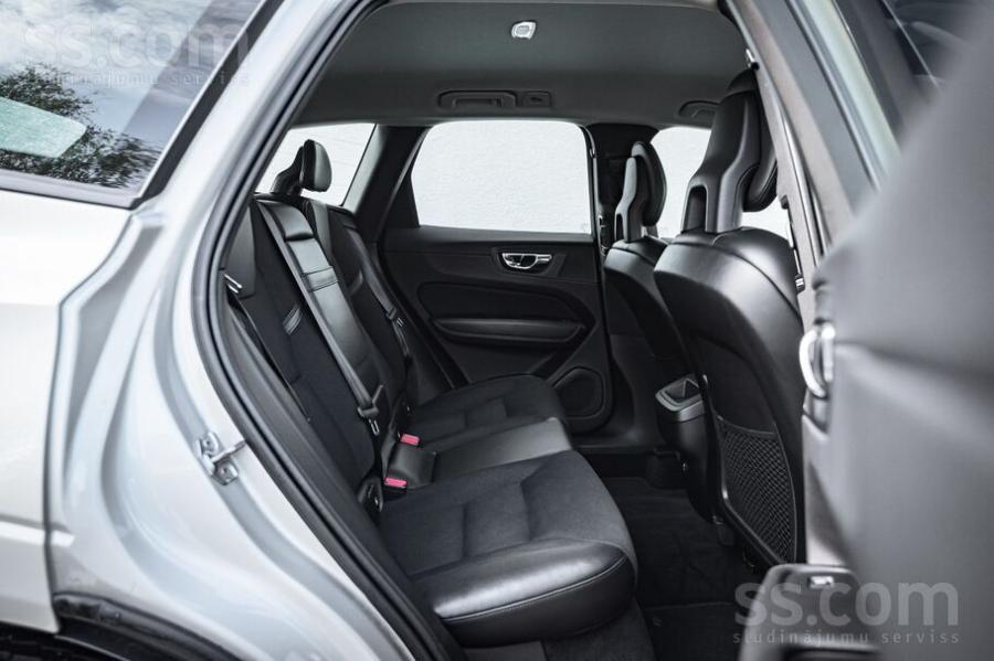 Brūns Volvo XC60 2018 Rīga, ar dzinēja tilpumu 2.00 L un nobraukumu 0 tūkst. km par 19950 €, foto 13 vietnē AUTOMOTO.COM.LV