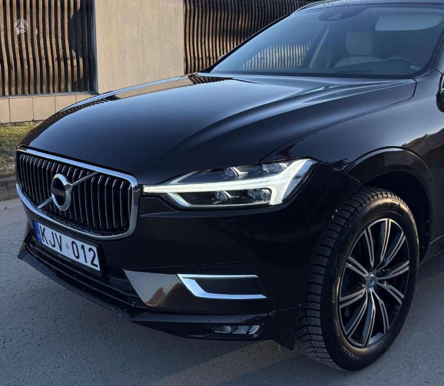 Brown Volvo XC60 2018 in Kaunas, with an engine capacity of 1.97 L and mileage of 95 thousand km for 25999 €, photo 2 on AUTOMOTO.COM.LV
