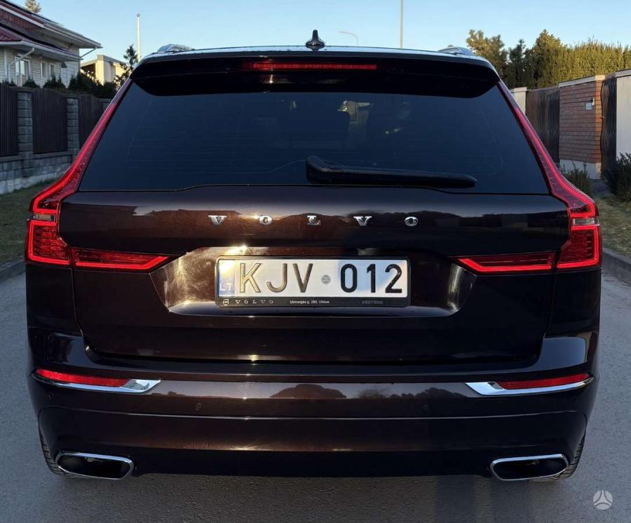 Brown Volvo XC60 2018 in Kaunas, with an engine capacity of 1.97 L and mileage of 95 thousand km for 25999 €, photo 7 on AUTOMOTO.COM.LV