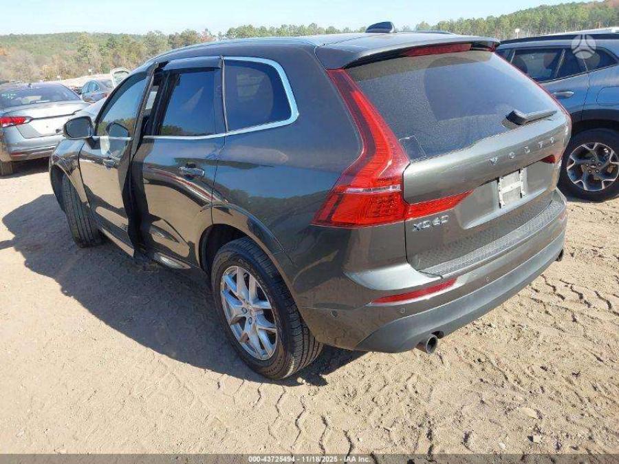 Brown Volvo XC60 2018 in Klaipeda, with an engine capacity of 1.97 L and mileage of 138 thousand km for 10100 €, photo 13 on AUTOMOTO.COM.LV