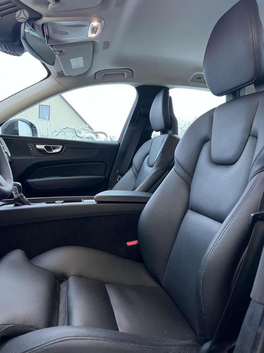 Brūns Volvo XC60 2018 Kauņa, ar dzinēja tilpumu 1.97 L un nobraukumu 223 tūkst. km par 14950 €, foto 28 vietnē AUTOMOTO.COM.LV