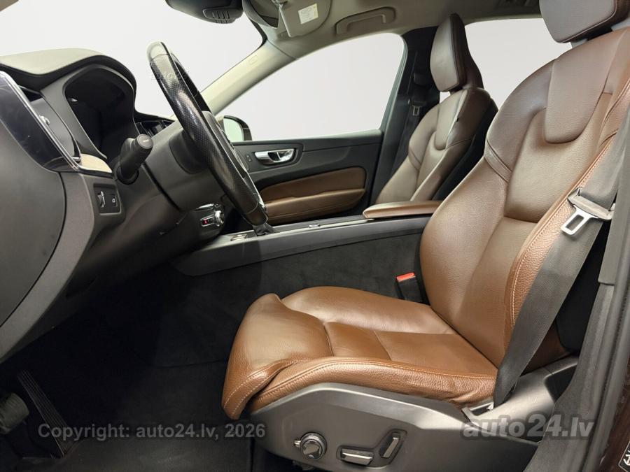 Brown Volvo XC60 2018 in Tallinn, with an engine capacity of 2.00 L and mileage of 205 thousand km for 25900 €, photo 6 on AUTOMOTO.COM.LV