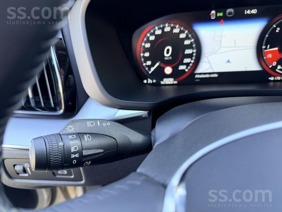 Brūns Volvo XC60 2018 Rīga, ar dzinēja tilpumu 2.00 L un nobraukumu 250 tūkst. km par 18995 €, foto 14 vietnē AUTOMOTO.COM.LV