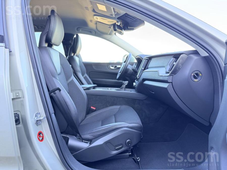 Brūns Volvo XC60 2018 Rīga, ar dzinēja tilpumu 2.00 L un nobraukumu 250 tūkst. km par 18995 €, foto 17 vietnē AUTOMOTO.COM.LV