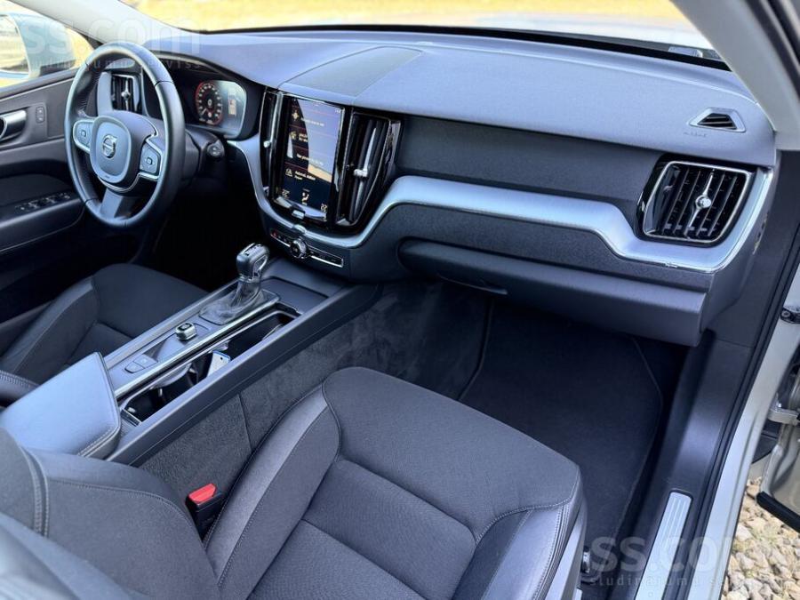 Brūns Volvo XC60 2018 Rīga, ar dzinēja tilpumu 2.00 L un nobraukumu 250 tūkst. km par 18995 €, foto 18 vietnē AUTOMOTO.COM.LV