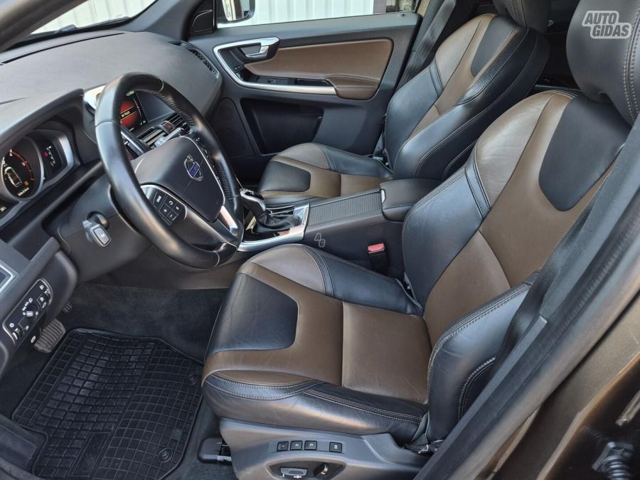 Brūns Volvo XC60 2018 Viļņa, ar dzinēja tilpumu 2.00 L un nobraukumu 207 tūkst. km par 14700 €, foto 9 vietnē AUTOMOTO.COM.LV