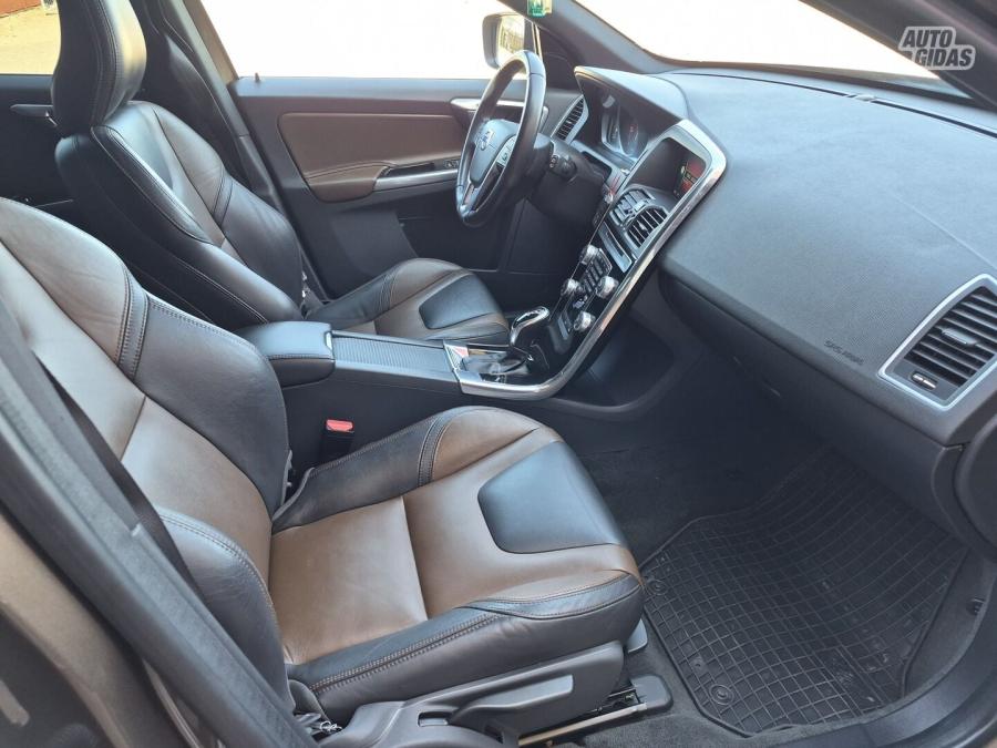 Brūns Volvo XC60 2018 Viļņa, ar dzinēja tilpumu 2.00 L un nobraukumu 207 tūkst. km par 14700 €, foto 15 vietnē AUTOMOTO.COM.LV