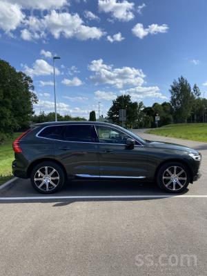 Brown Volvo XC60 2018 in Aluksne, with an engine capacity of 2.00 L and mileage of 119 thousand km for 25500 €, photo 3 on AUTOMOTO.COM.LV