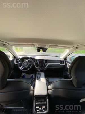 Brown Volvo XC60 2018 in Aluksne, with an engine capacity of 2.00 L and mileage of 119 thousand km for 25500 €, photo 5 on AUTOMOTO.COM.LV