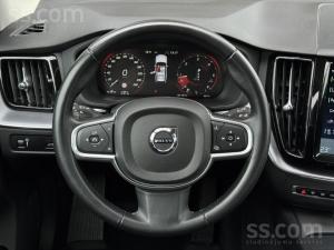 Brown Volvo XC60 2019 in Valmiera, with an engine capacity of 2.00 L and mileage of 164 thousand km for 24600 €, photo 10 on AUTOMOTO.COM.LV
