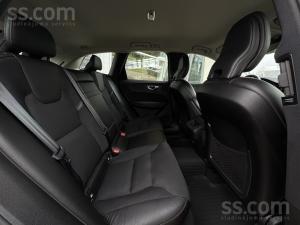 Brown Volvo XC60 2019 in Valmiera, with an engine capacity of 2.00 L and mileage of 164 thousand km for 24600 €, photo 20 on AUTOMOTO.COM.LV