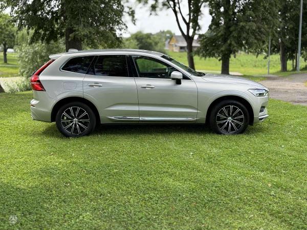 Brown Volvo XC60 2019 in Vilnius, with an engine capacity of 1.97 L and mileage of 181 thousand km for 20300 €, photo 3 on AUTOMOTO.COM.LV