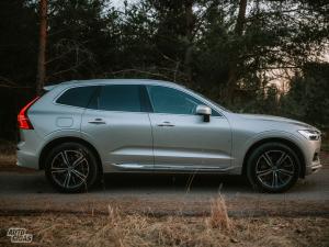 Brown Volvo XC60 2020 in Kaunas, with an engine capacity of 2.00 L and mileage of 212 thousand km for 22300 €, photo 3 on AUTOMOTO.COM.LV
