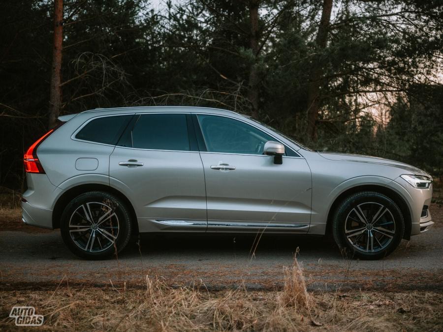 Brown Volvo XC60 2020 in Kaunas, with an engine capacity of 2.00 L and mileage of 212 thousand km for 22300 €, photo 3 on AUTOMOTO.COM.LV