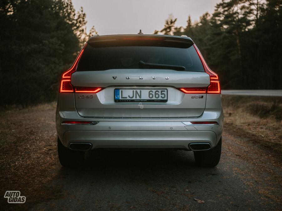 Brown Volvo XC60 2020 in Kaunas, with an engine capacity of 2.00 L and mileage of 212 thousand km for 22300 €, photo 5 on AUTOMOTO.COM.LV