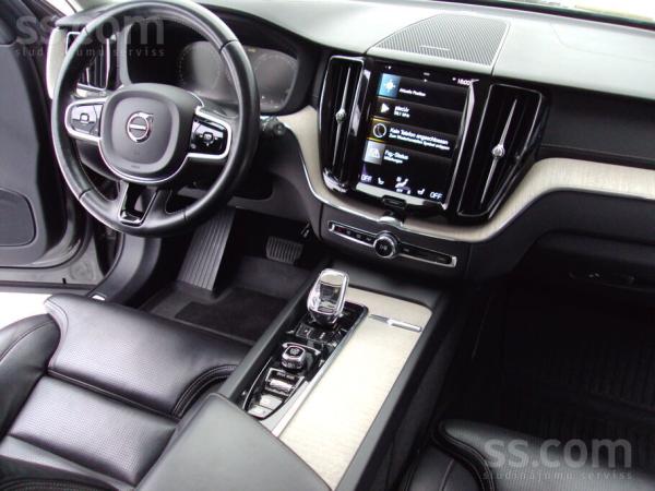 Brūns Volvo XC60 2020 Rīga, ar dzinēja tilpumu 2.00 L un nobraukumu 168 tūkst. km par 26000 €, foto 4 vietnē AUTOMOTO.COM.LV