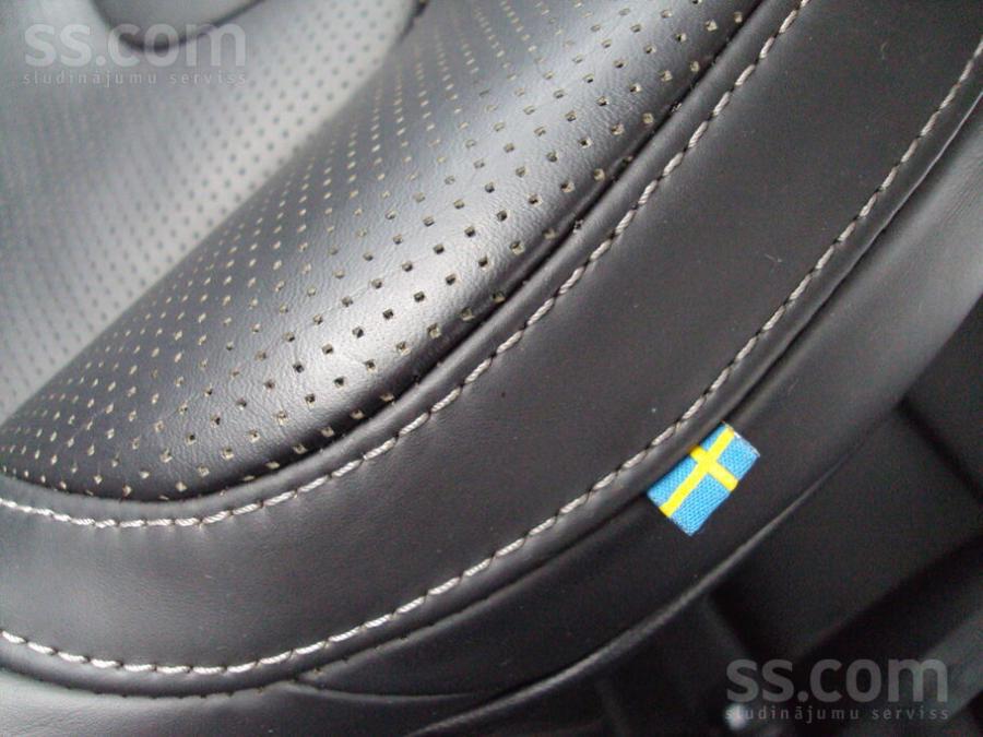 Brūns Volvo XC60 2020 Rīga, ar dzinēja tilpumu 2.00 L un nobraukumu 168 tūkst. km par 26000 €, foto 15 vietnē AUTOMOTO.COM.LV