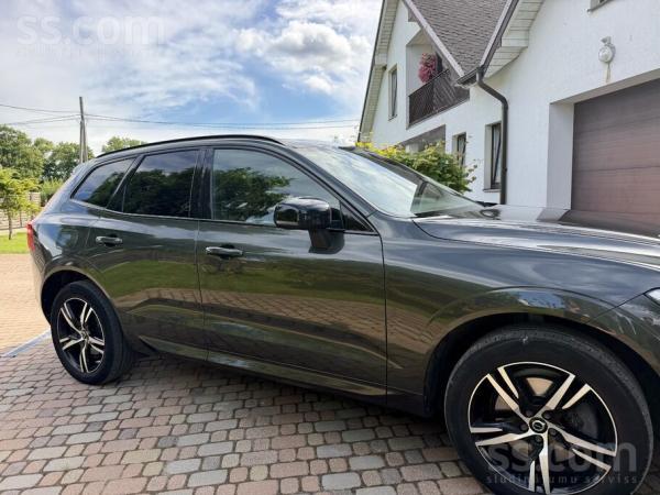 Brūns Volvo XC60 2021 Rīga, ar dzinēja tilpumu 2.00 L un nobraukumu 15 tūkst. km par 32790 €, foto 2 vietnē AUTOMOTO.COM.LV