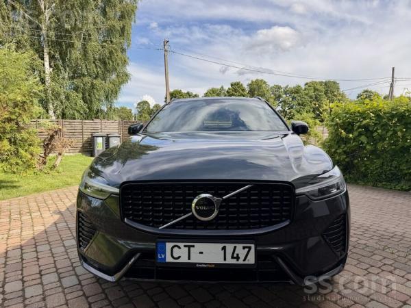 Brūns Volvo XC60 2021 Rīga, ar dzinēja tilpumu 2.00 L un nobraukumu 15 tūkst. km par 32790 €, foto 4 vietnē AUTOMOTO.COM.LV