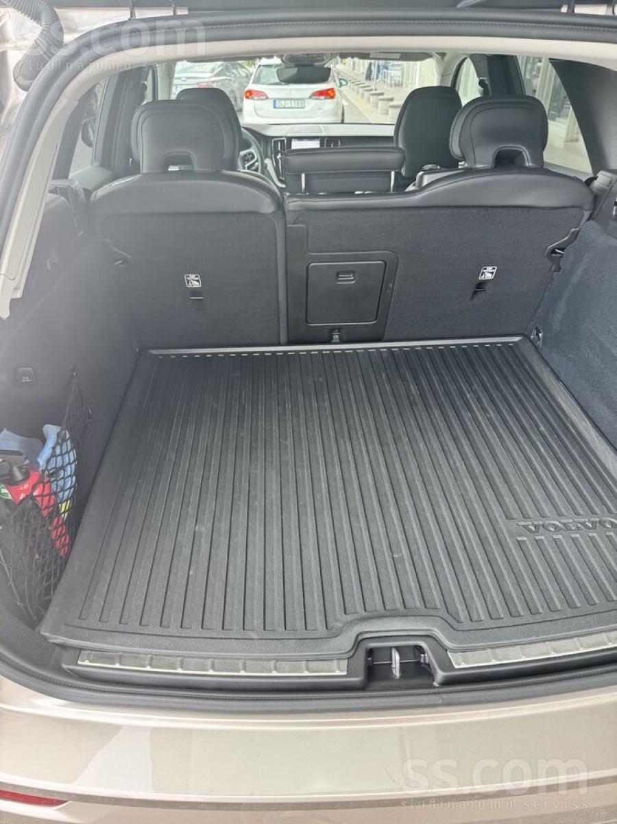 Brūns Volvo XC60 2024 Rīga, ar dzinēja tilpumu 2.50 L un nobraukumu 39 tūkst. km par 46500 €, foto 7 vietnē AUTOMOTO.COM.LV